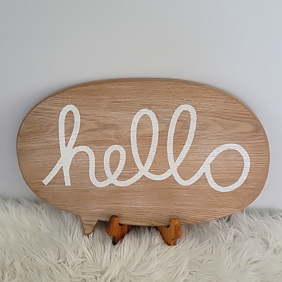Other | Accents | Hello Wooden Talk Bubble Sign | Poshmark